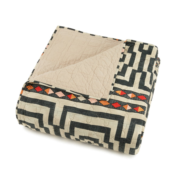 Hypnotic Black Quilt Set | Bedding Sets | Makers Collective